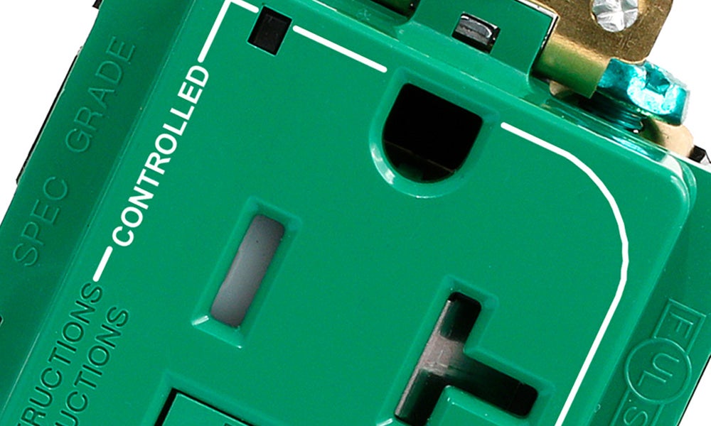 Straight Blade Receptacles | Commercial Switches | Leviton