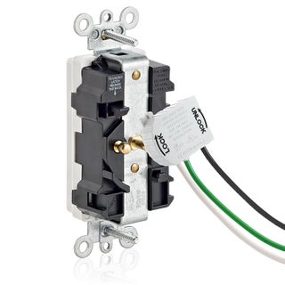 Straight Blade Receptacles | Commercial Switches | Leviton